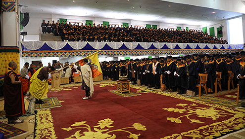 His Majesty The King graces the 14th RUB's Convocation - BBSCL