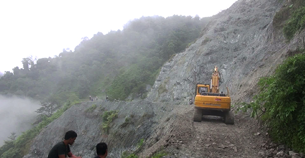 Roadblock at Boxcutting cleared to traffic after almost four days - BBSCL