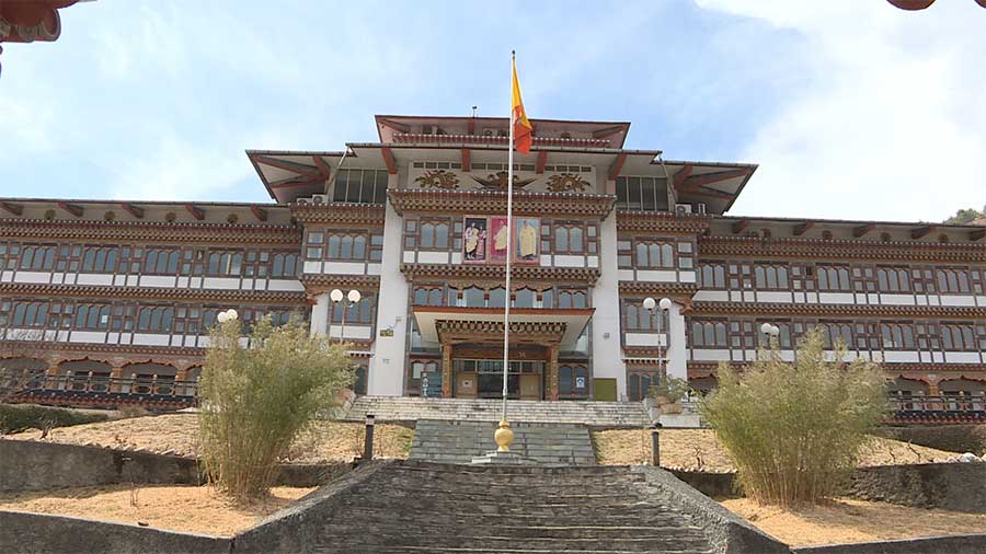 Health Ministry looking at possibility of giving extra incentive to ...