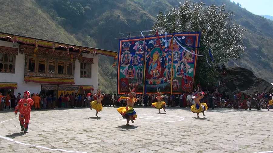 Gomphu Kora Tshechu attracts more than 600 people from Tawang in India ...