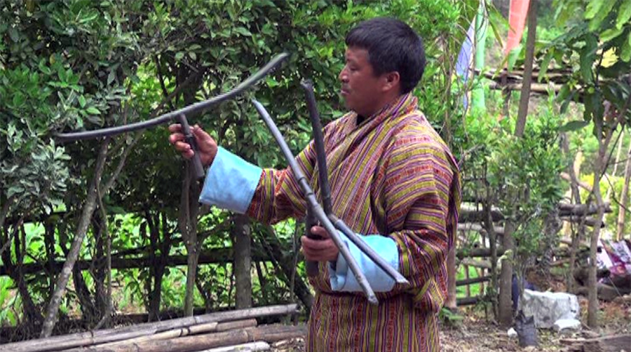 Orong farmer's innovation replaces imported water sprinklers - SJ - BBSCL