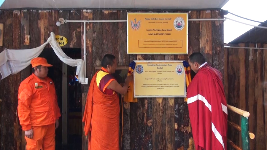 DeSuups start café and CSI local product outlet in Pema Gatshel to ...