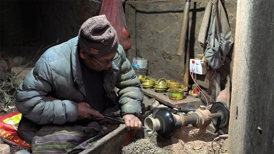 Burr, most sought after raw material for woodturning becoming scarce ...